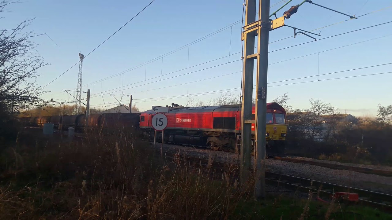 DB Class 66118, Dudley port - YouTube