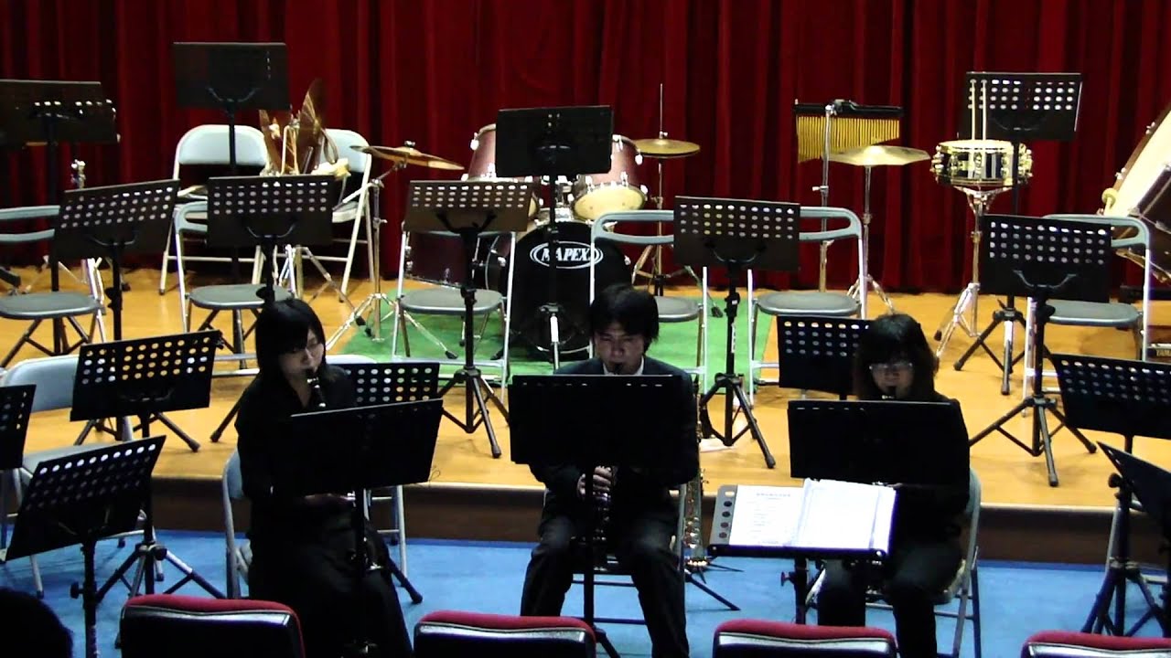 7.2010中華大學管樂社_豎笛三重奏_Canzona Amabile_Ralph Guenther - YouTube