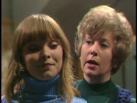 1554 3rd December 1975 - YouTube