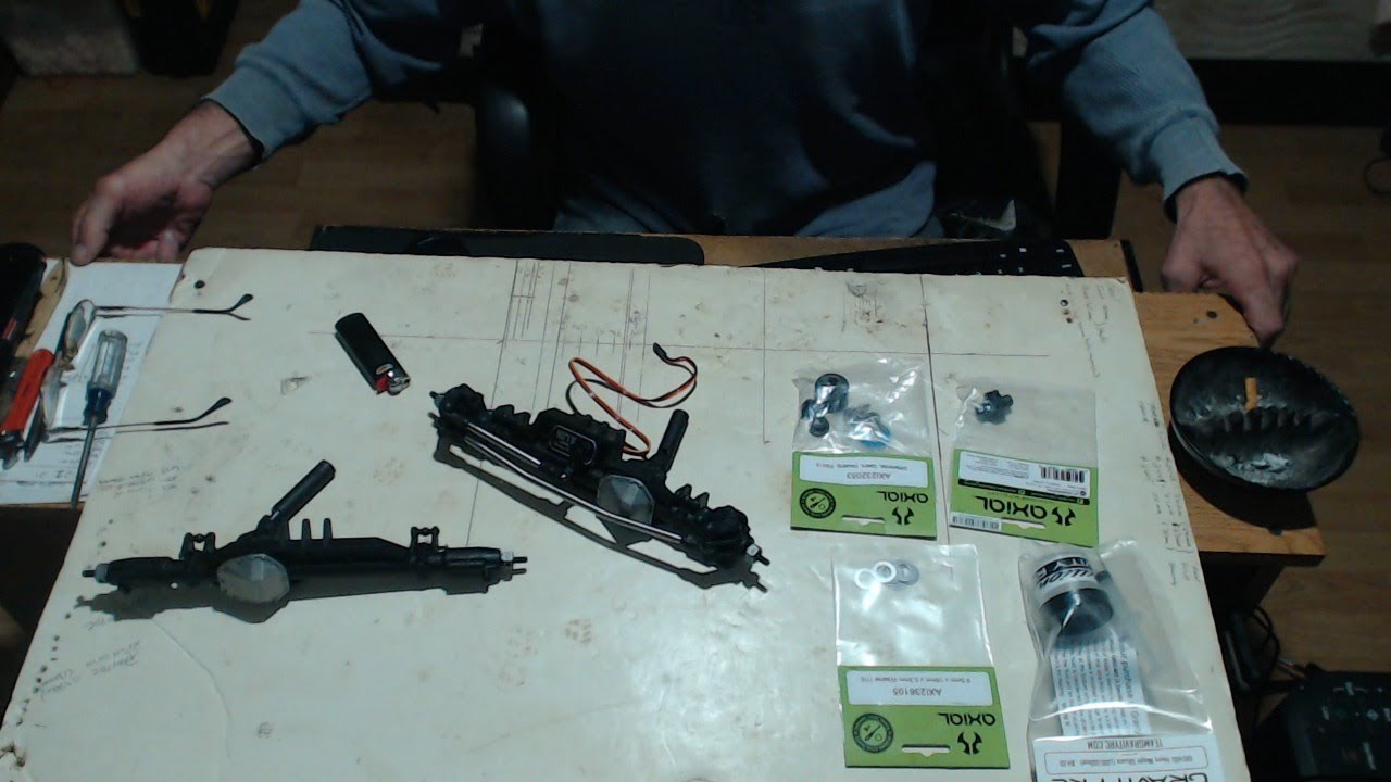 Axial Ryft - Locking up the rear diff and rebuilding the front. - YouTube