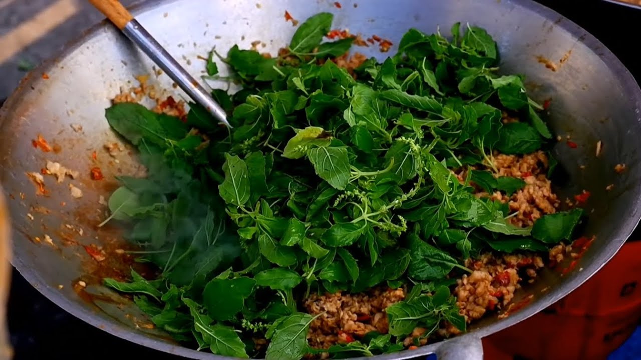 USD0.66 Thai Pad Kapao Famous Thai Street Food | Tasty Street - YouTube