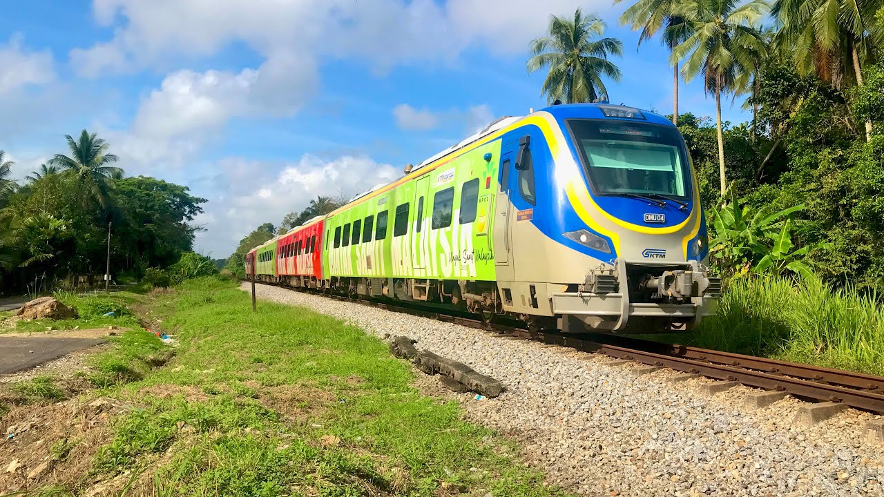 Trainspotting KTMB Class 61 (DMU) At Kg. Bunut Susu - YouTube
