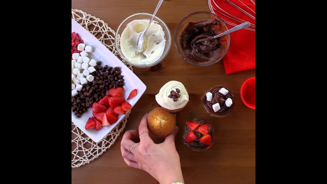 SWITZ Vanilla Cupcakes Recipe - وصفة كب كيك الفانيلا من سويتز - YouTube