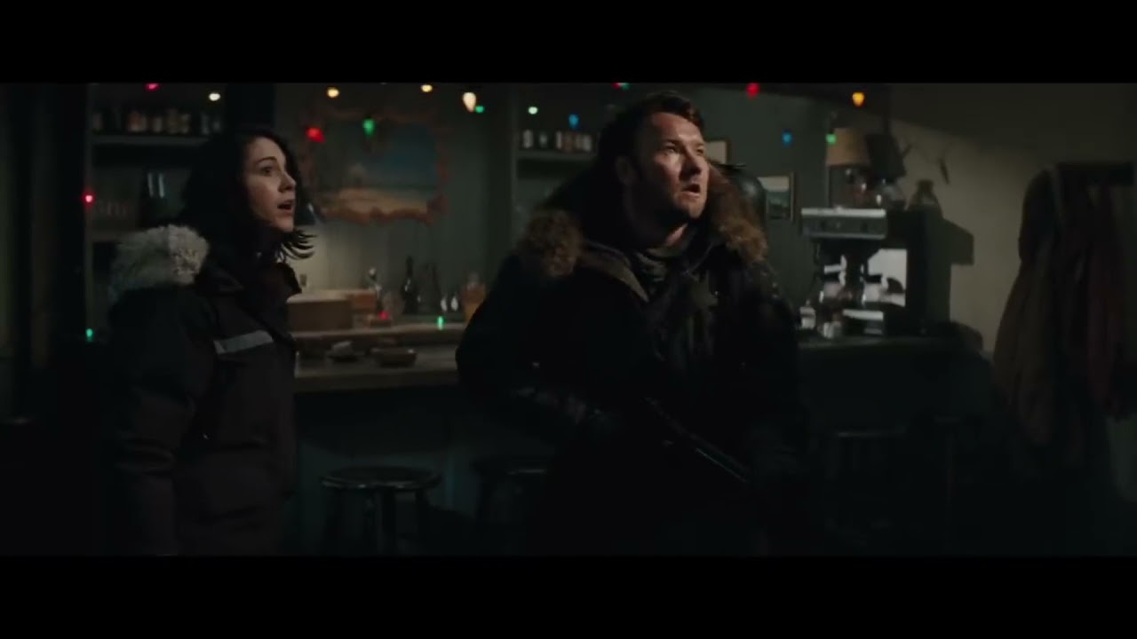 The Thing 2011: Splitface Scene with The Thing 1982 Music - YouTube