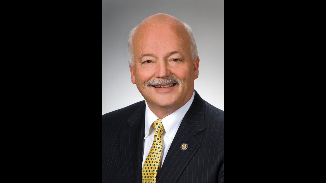 Politically Wise Radio Show with Robert Hackett - YouTube