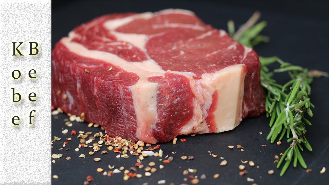 How to Cook Premium Kobe Beef | Exquisite Japanese Wagyu | YumCravings ...