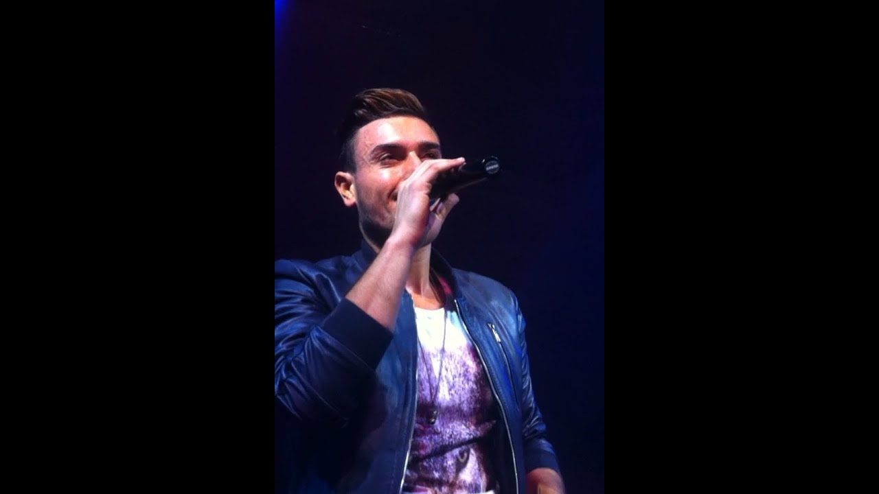 FAYDEE - live in Club Bellagio Mamaia 1May 2014 - 2 part HD - YouTube