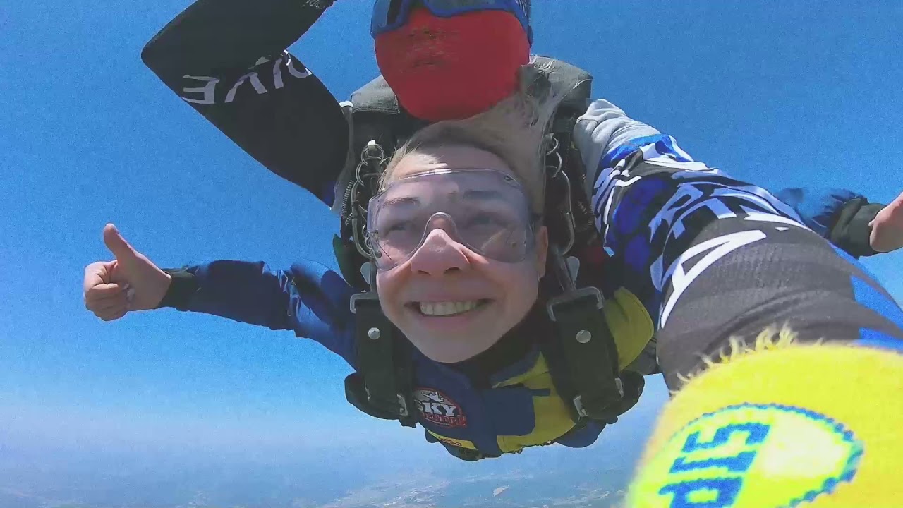 [국내 스카이다이빙 체험] 시원한 하늘에서 더위를 날려버리세요! SKYDIVE KOREA - YouTube
