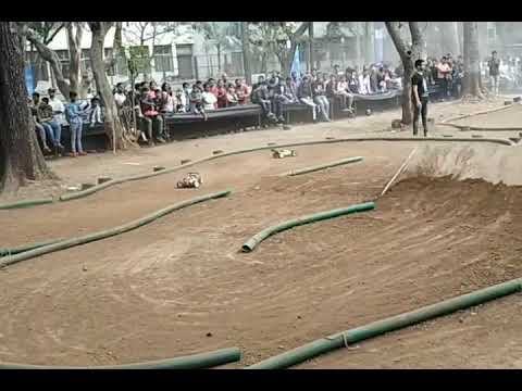 RC car racing at IIT Bombay - YouTube