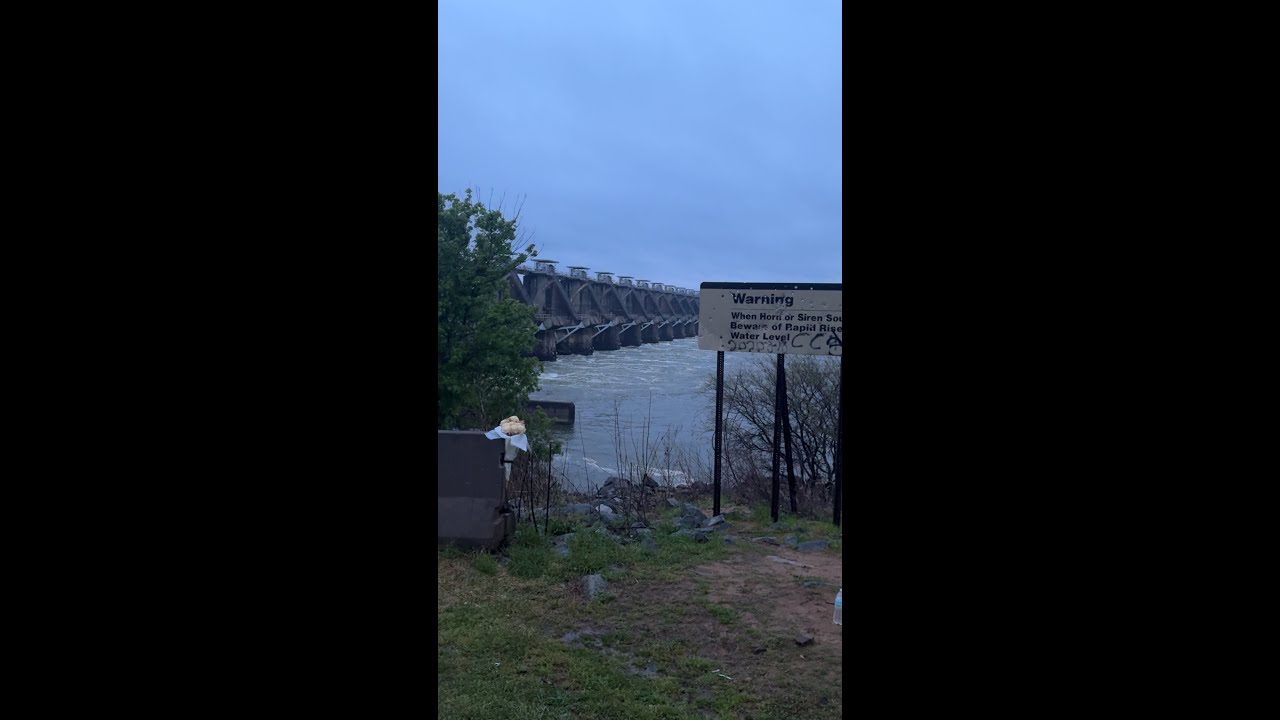 David D. Terry Lock and dam live stream - YouTube