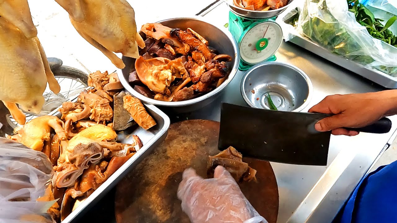 Men-55years old Fast Skill with Chopping Meat - Cambodia's Greatest ...