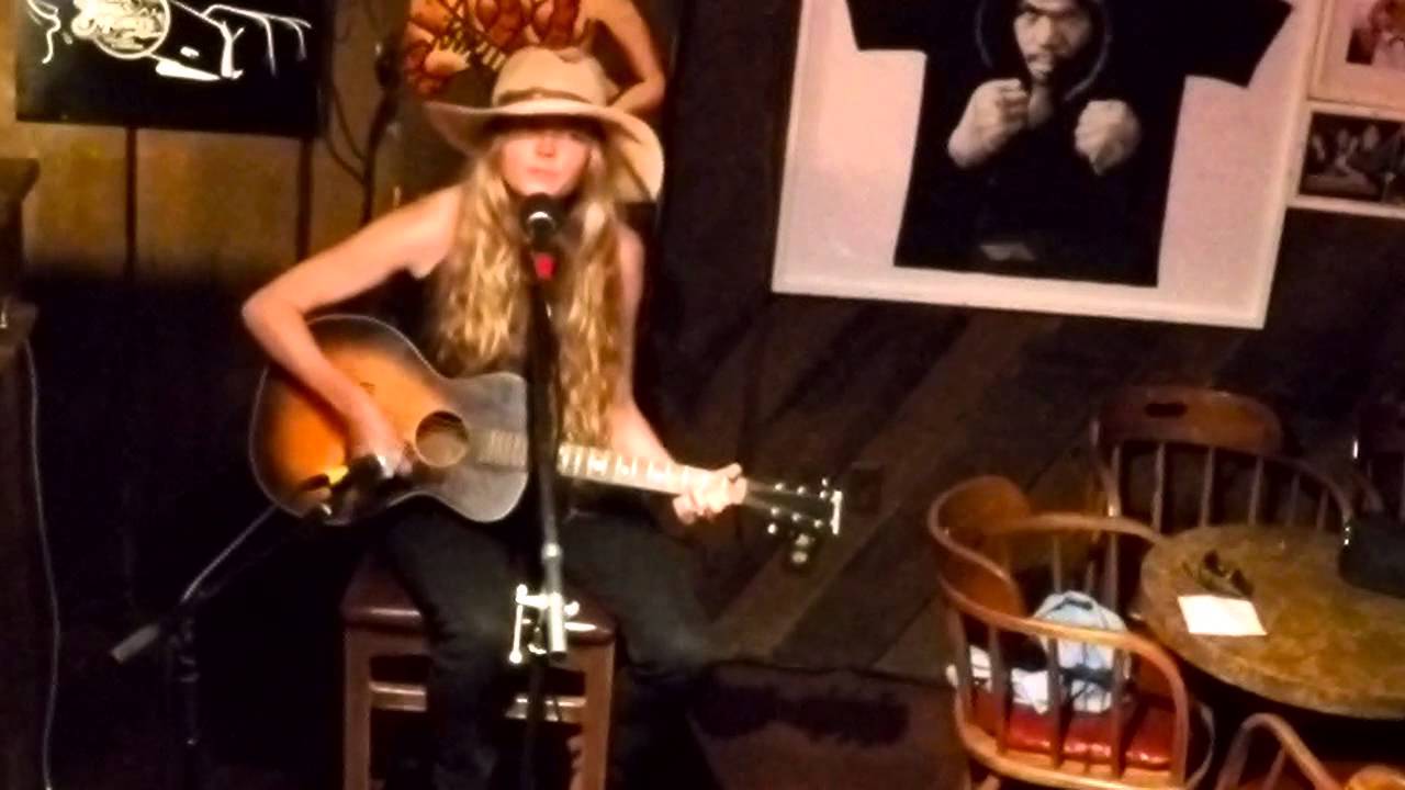 Helyn Rain - Original Music - YouTube