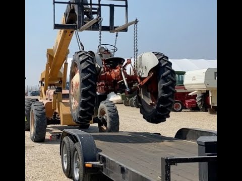 1956 Ford 960 Tractor - First Inspection After Auction Purchase, Video ...