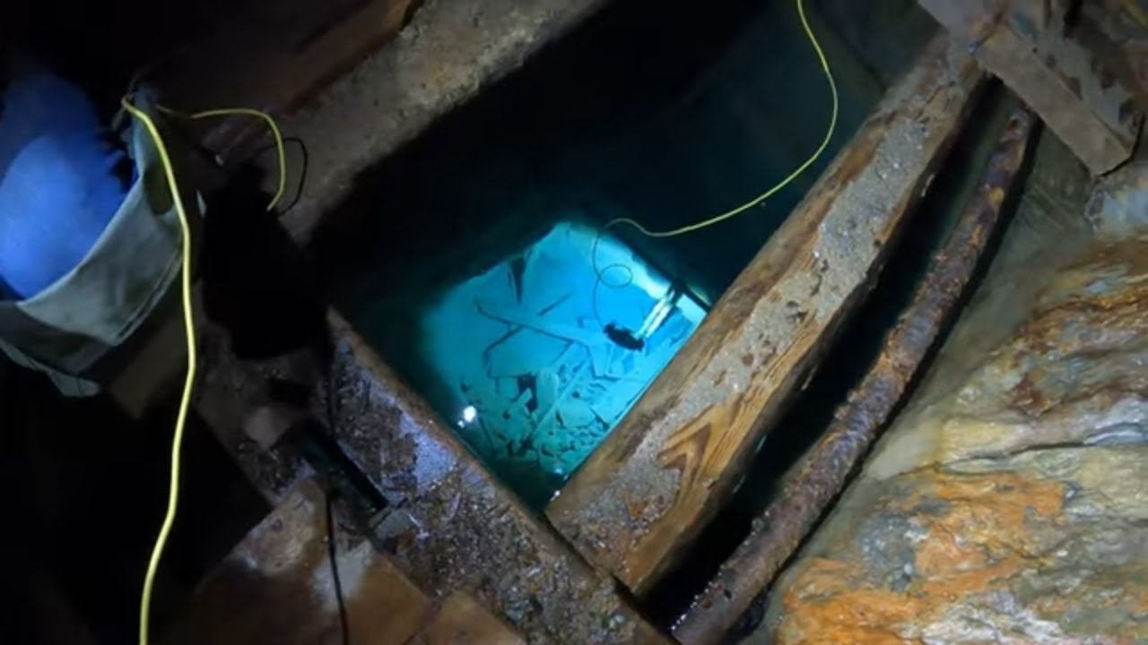 Flooded Winze ROV Exploring! SHIP WRECK ROV EXPLORE? - YouTube