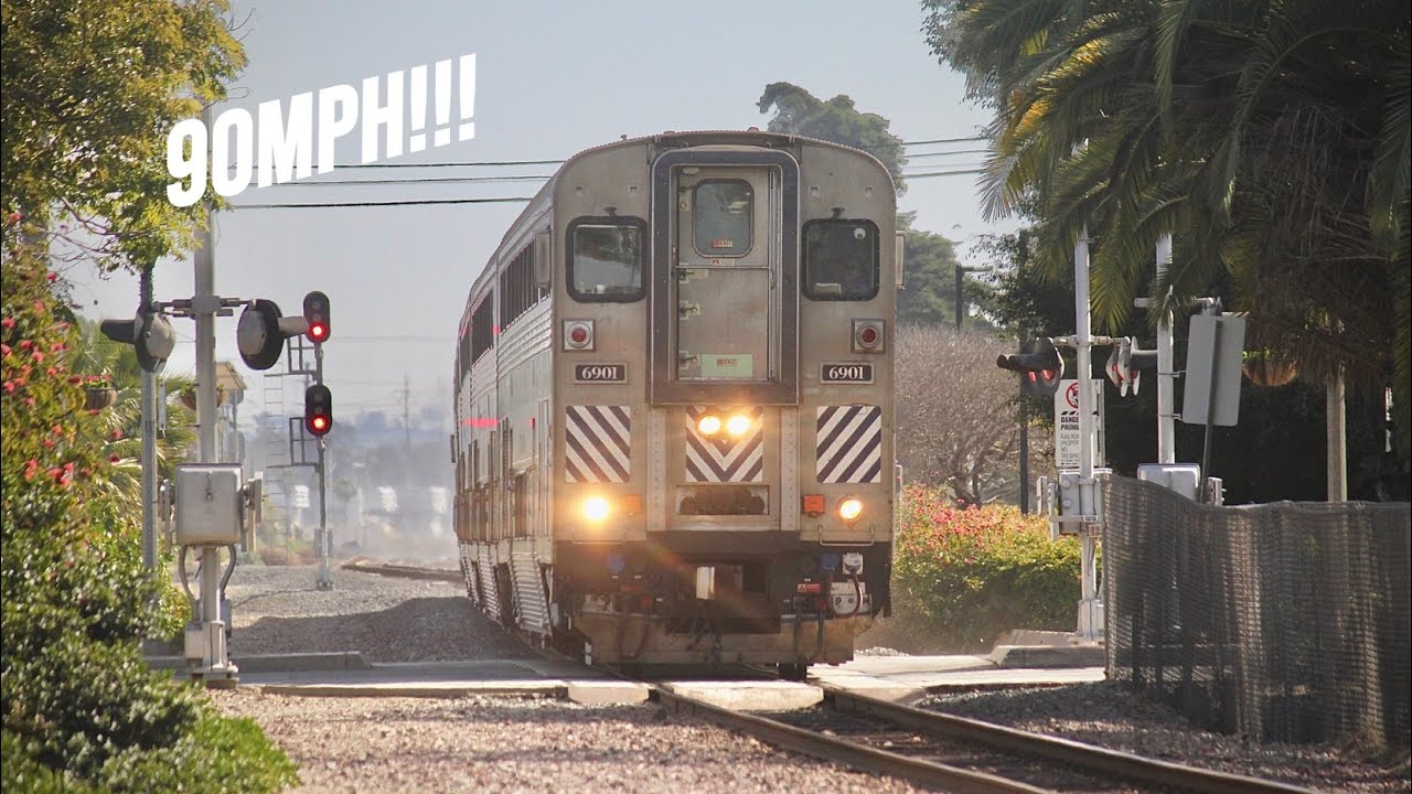 [HD] FAST Amtrak Surfliner Trains (80+ MPH!!) - YouTube