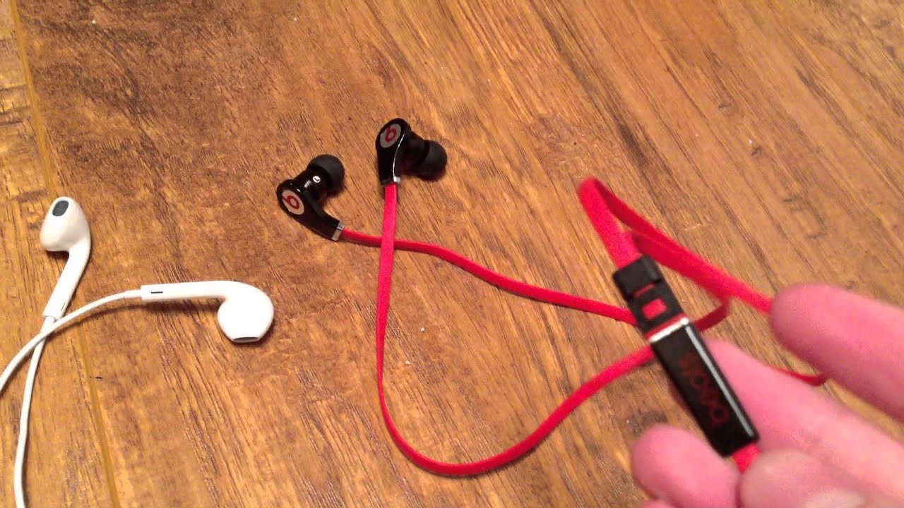ear pods vs monster beats tour - YouTube