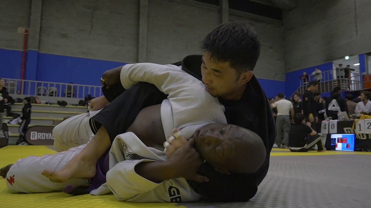 Mat 1&2 129 Tony Braddy v 김진태 결승전 Purple (퍼플벨트) 남성부 마스터 앱솔 (리그로얄12 서울 ...