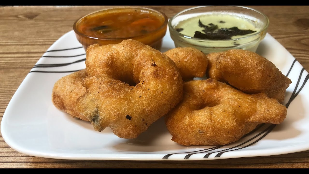 Urad Vada Recipe | ಹೋಟೆಲ್ ರೀತಿ ಉದ್ದಿನ ವಡೆ | Medhu Vada | Crispy Urad ...