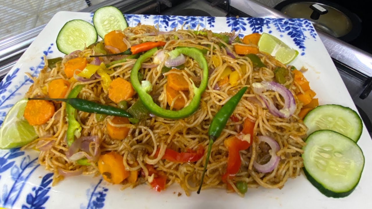 How to cook simple somali spaghetti 🍝 sida lookariyo baasto iskukaris ...