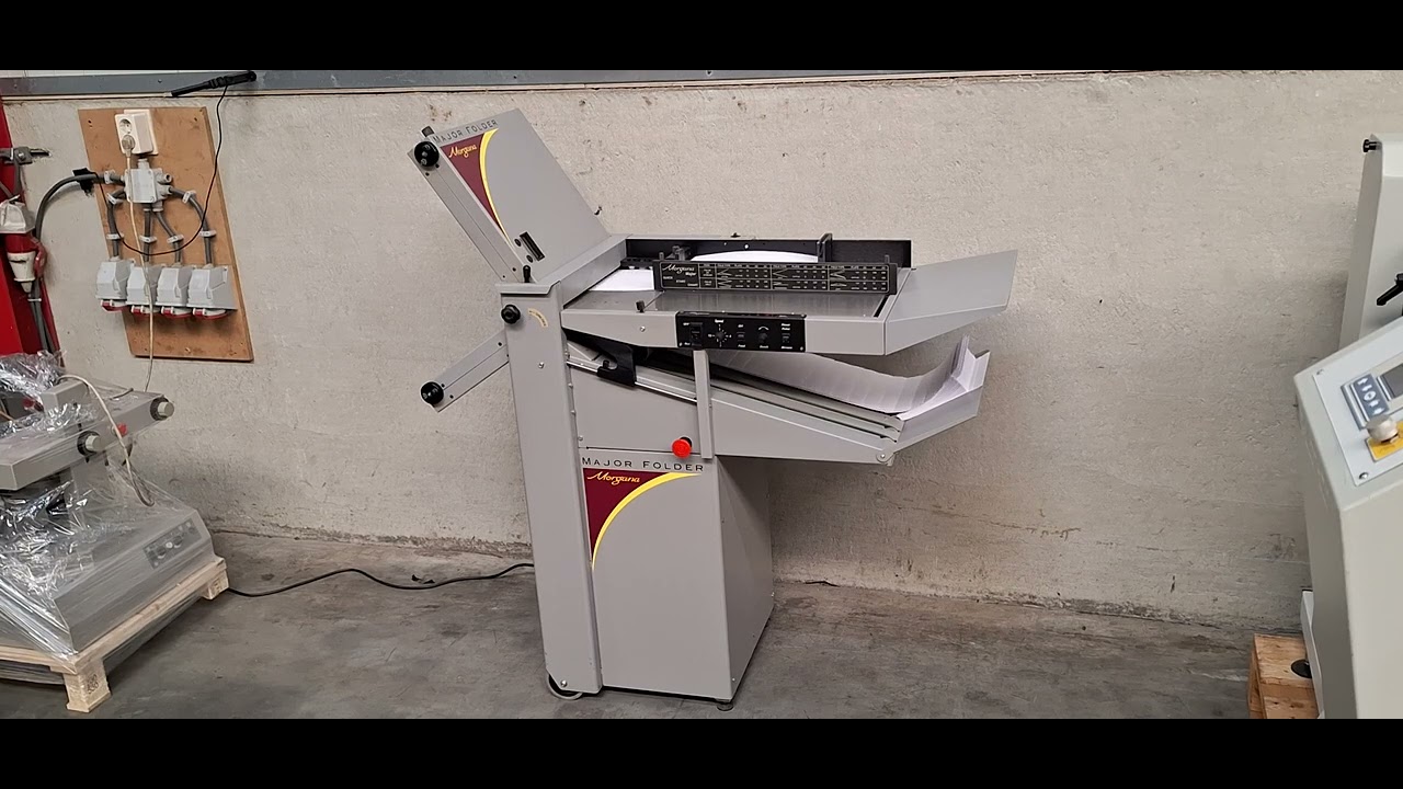 Folding machine Morgana Major. - YouTube