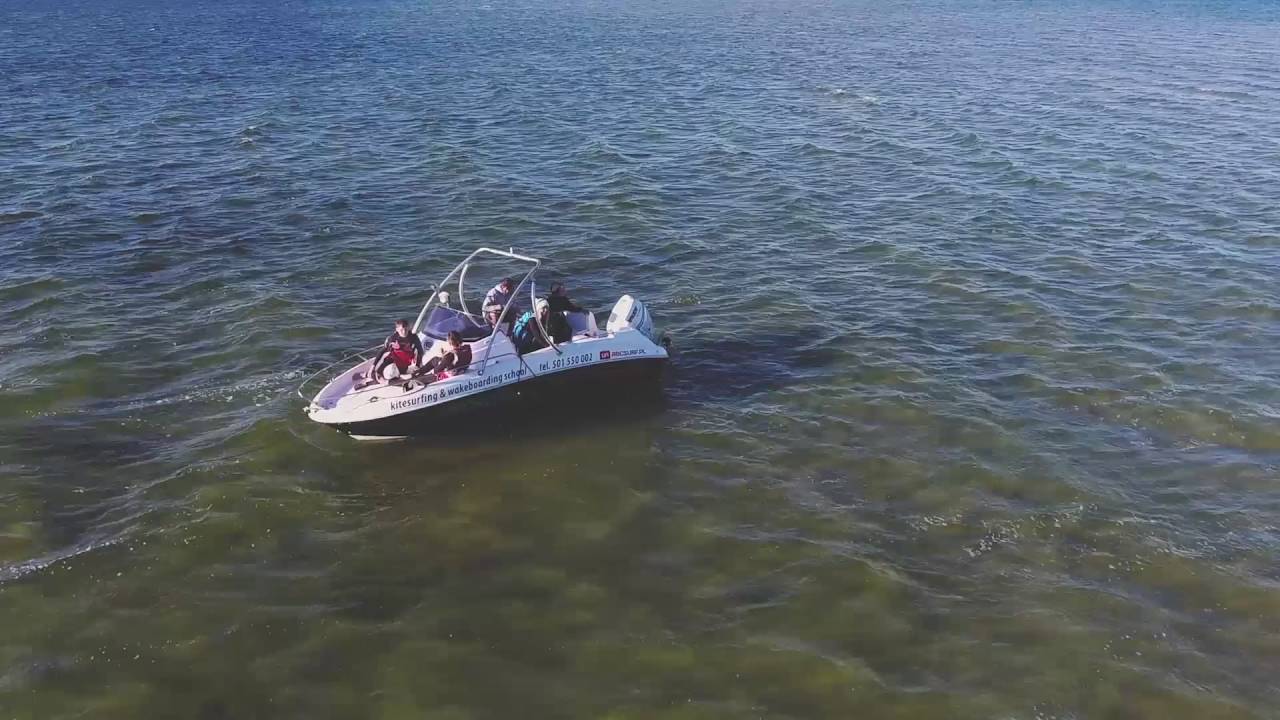 ABCSURF Kuźnica / Kitesurfing na wyspie / Rewa Mew - YouTube