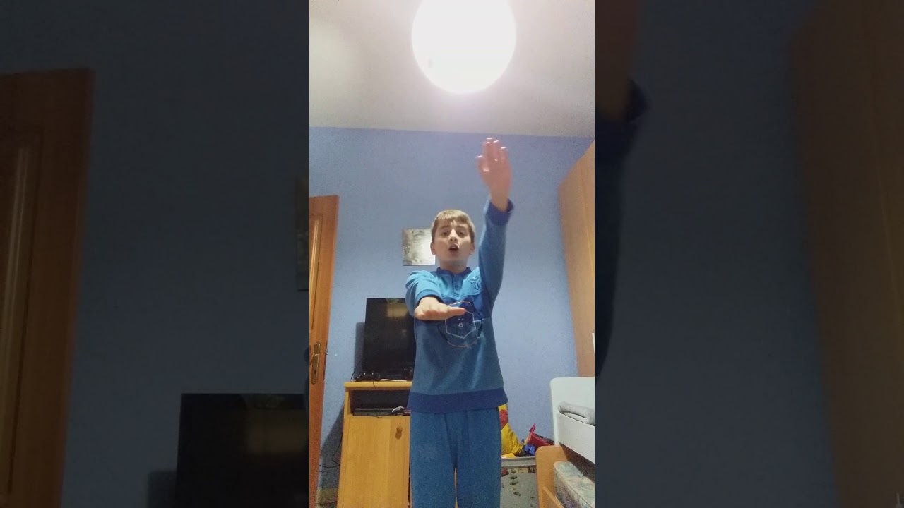 Tutorial of macarena dancing - YouTube