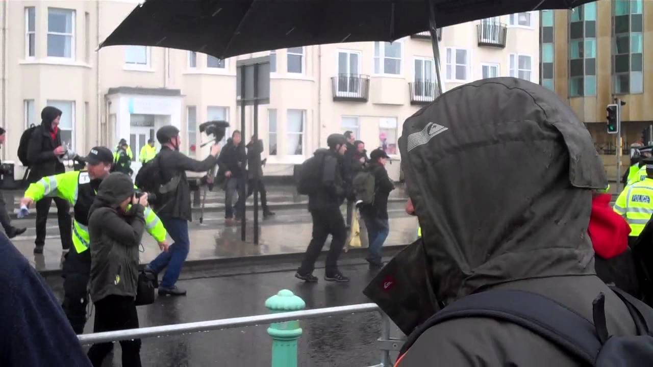 April 27, 2014: Anti racist protest against EDL 'March for England' in ...