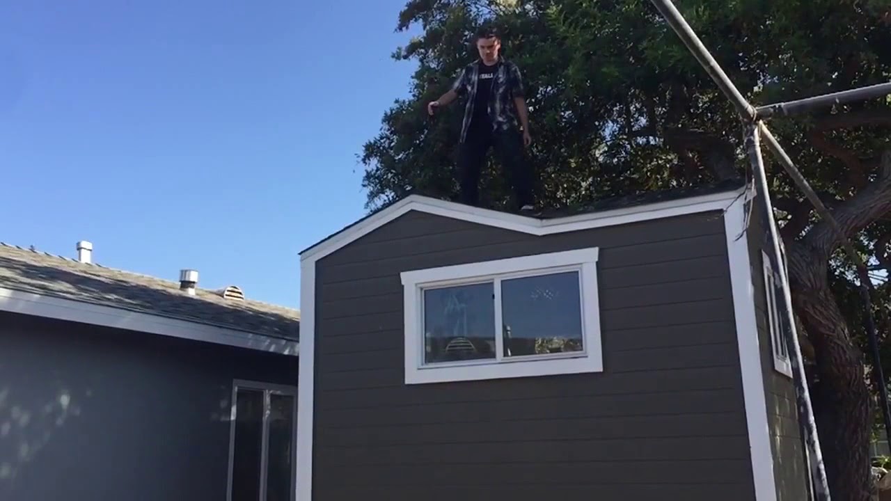 Jumping off a Roof (15 foot drop!) - YouTube