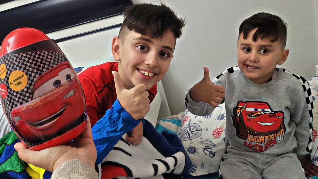 EFE VE EMİR İLE GECE VLOG - YouTube