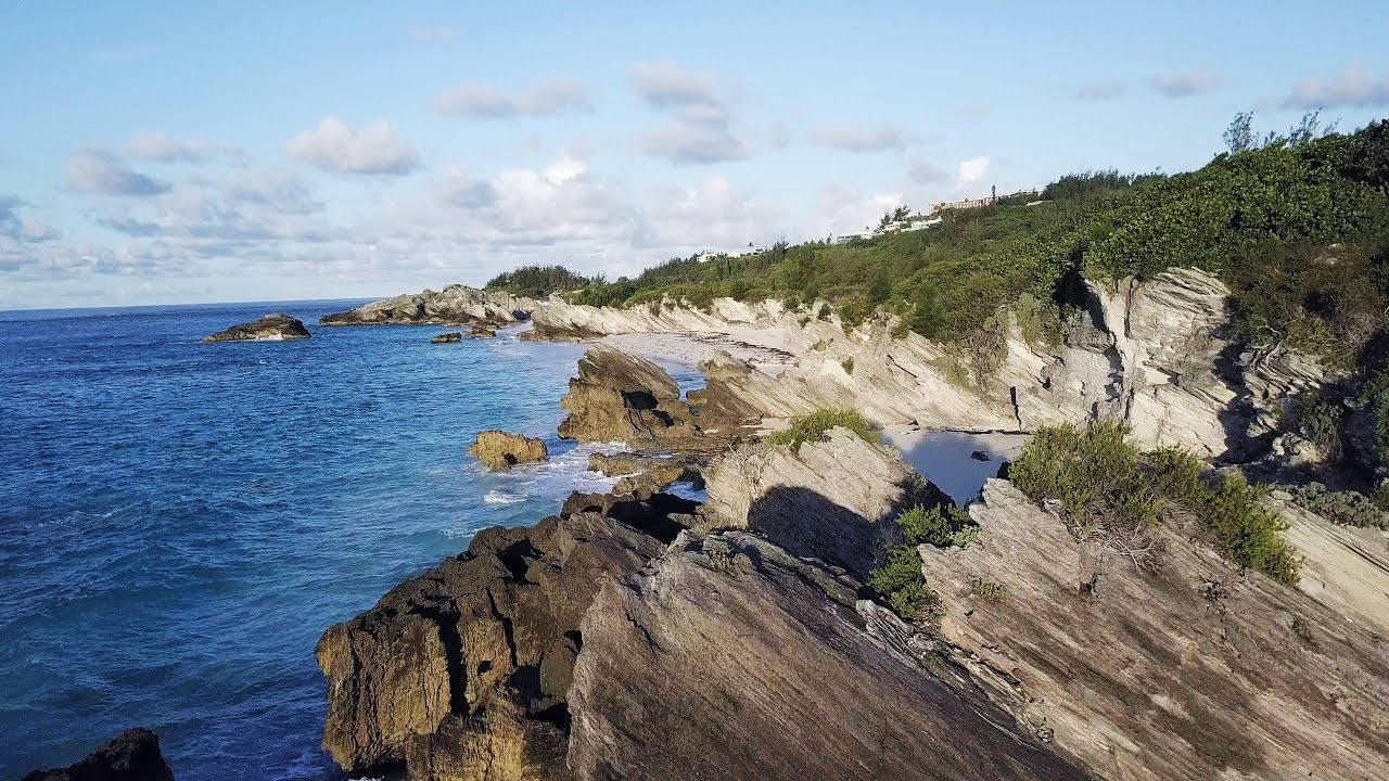 Pink Sand Beach, Horseshoe Bay - Bermuda | DJI MAVIC 4K - YouTube