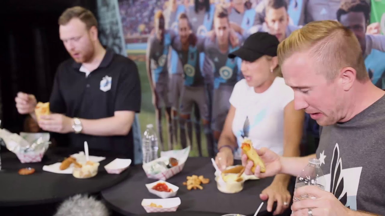 State Fair Eating Contest - YouTube