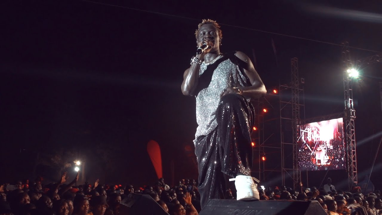Gravity Omutujju Performing Okwepicha Live At Lugogo Cricket Oval # ...