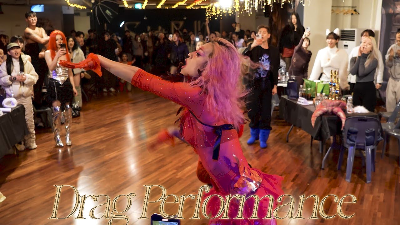 Drag Performance at SPIRIT BALL 2 - YouTube