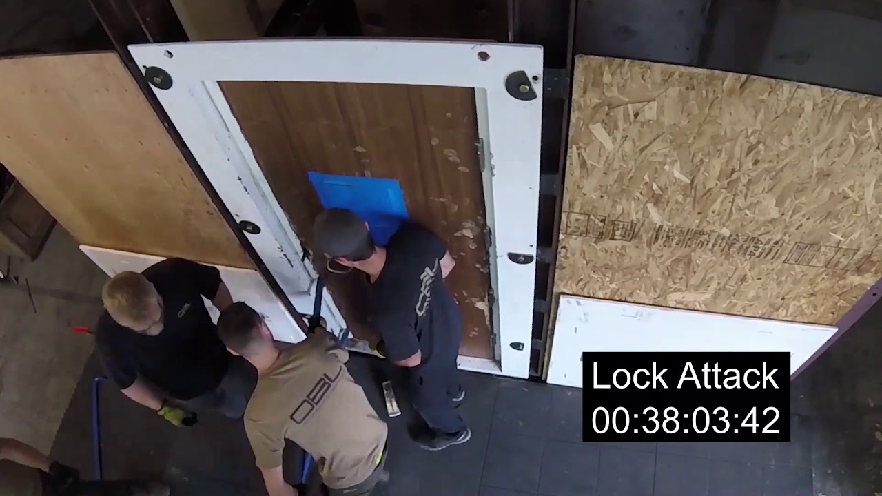 Palmer's Security Wood Door 60-Minute Forced Entry Attack - YouTube