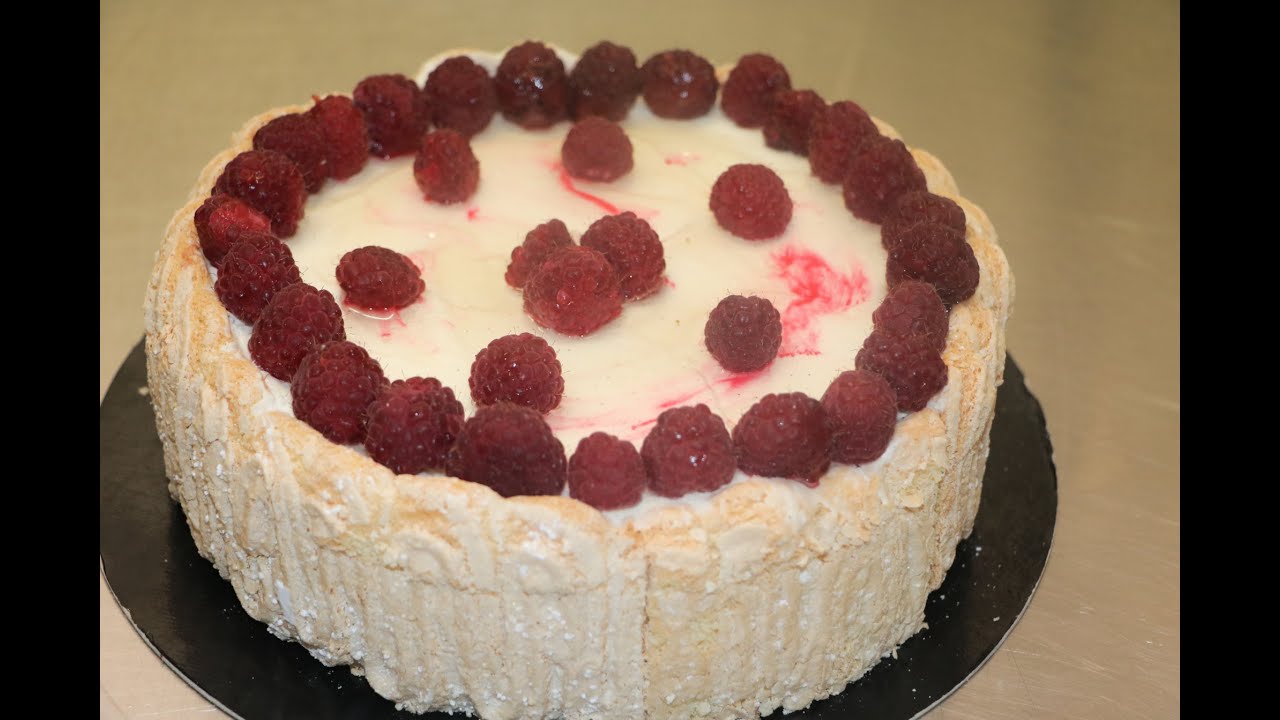 charlotte vanille fruits rouges - YouTube