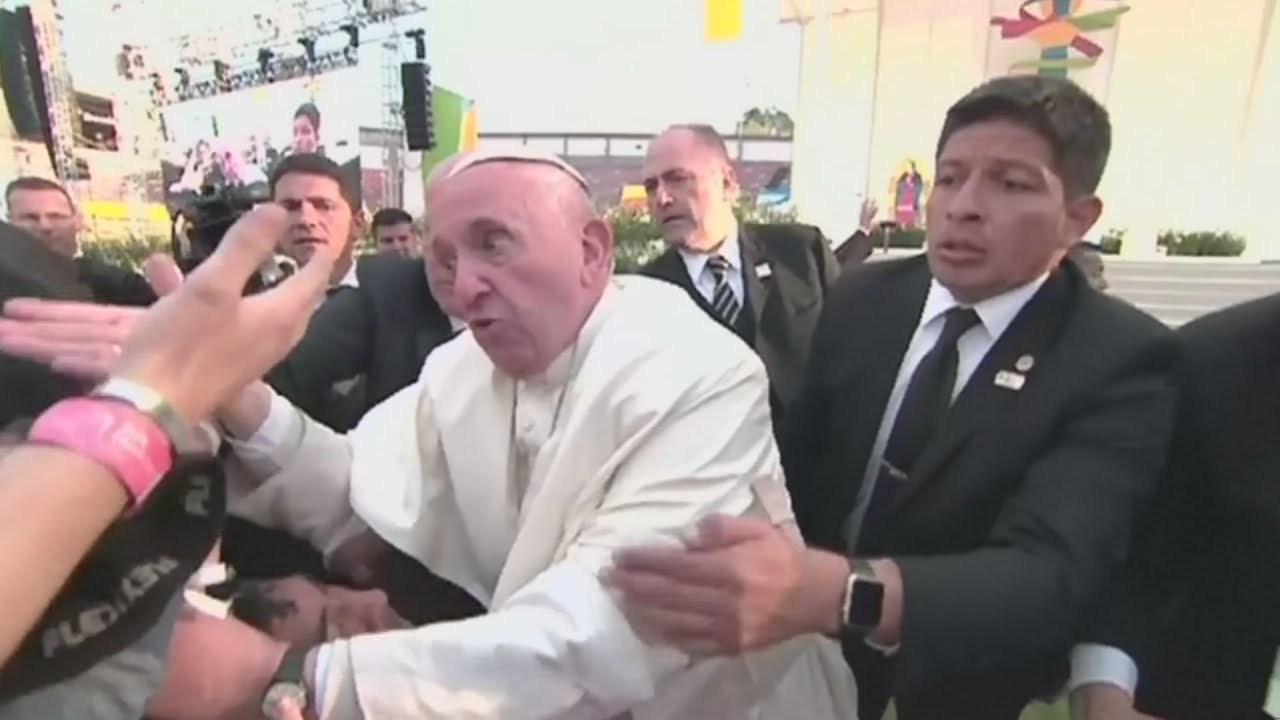 Pope Francis caught on camera shouting at Mexico crowd for making him ...