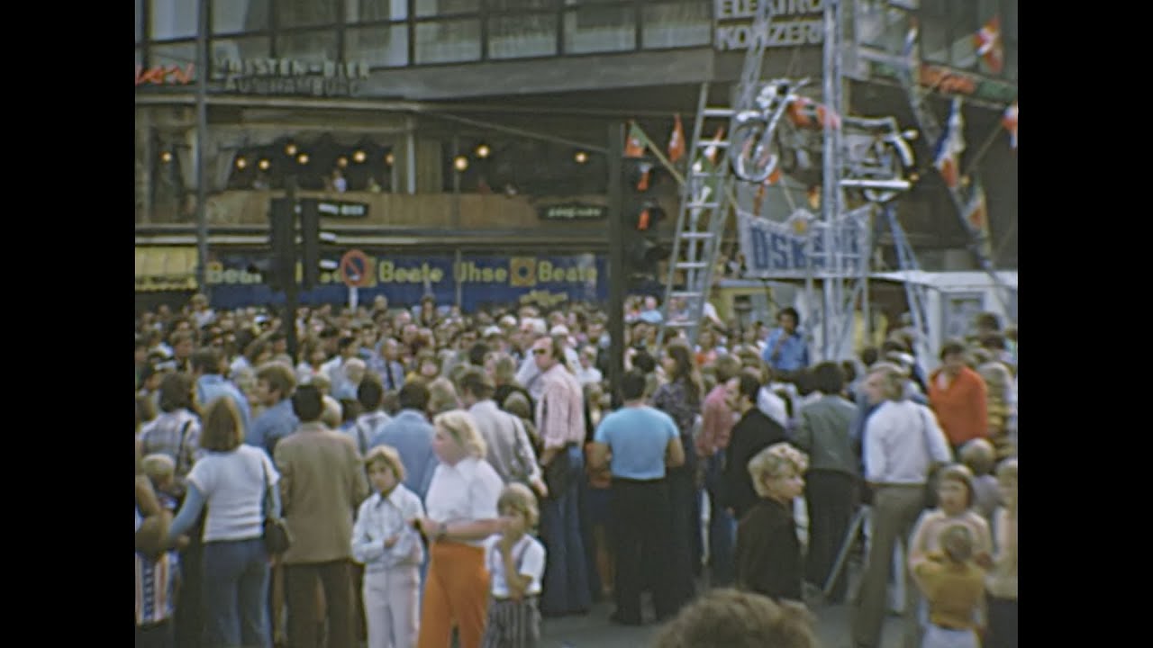 Berlin (West Berlin) 1975 archive footage - YouTube