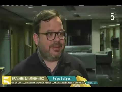 Felipe Schipani sobre la situación en la Intendencia de Artigas - YouTube