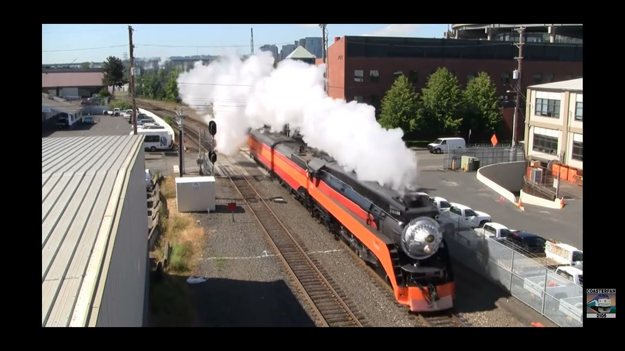 SP 4449 In South Portland - YouTube