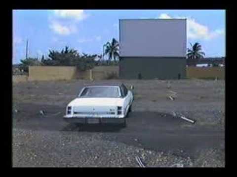 Hawaii's Waialae Drive In - YouTube