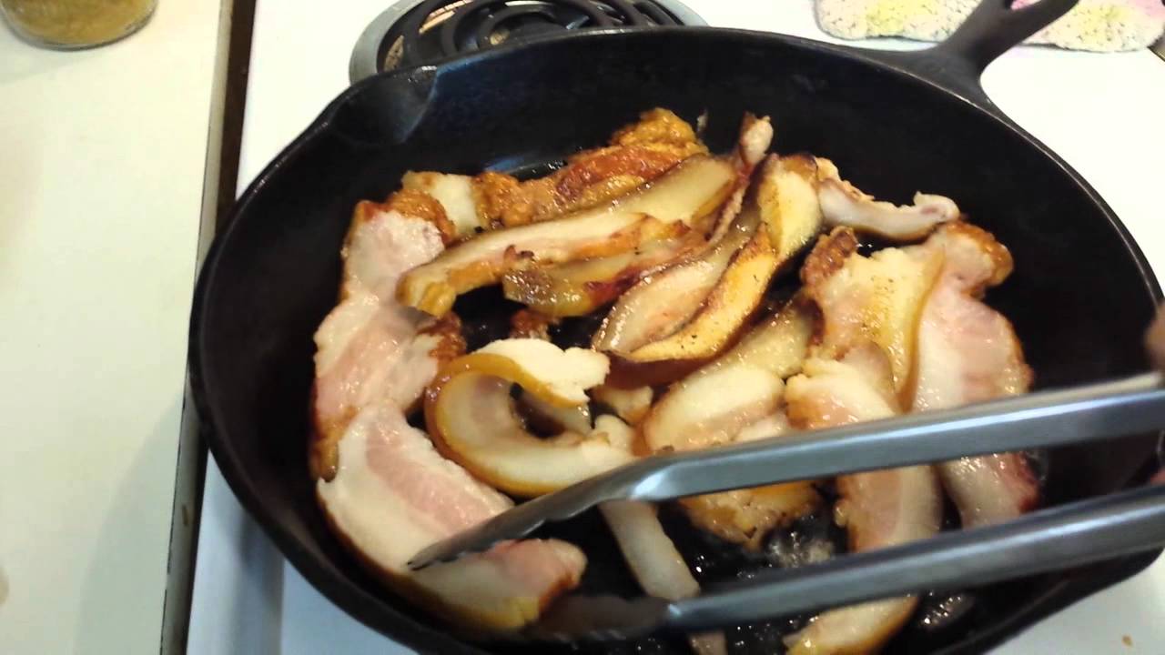 Hog jowls BLT sandwich - not diet food - YouTube