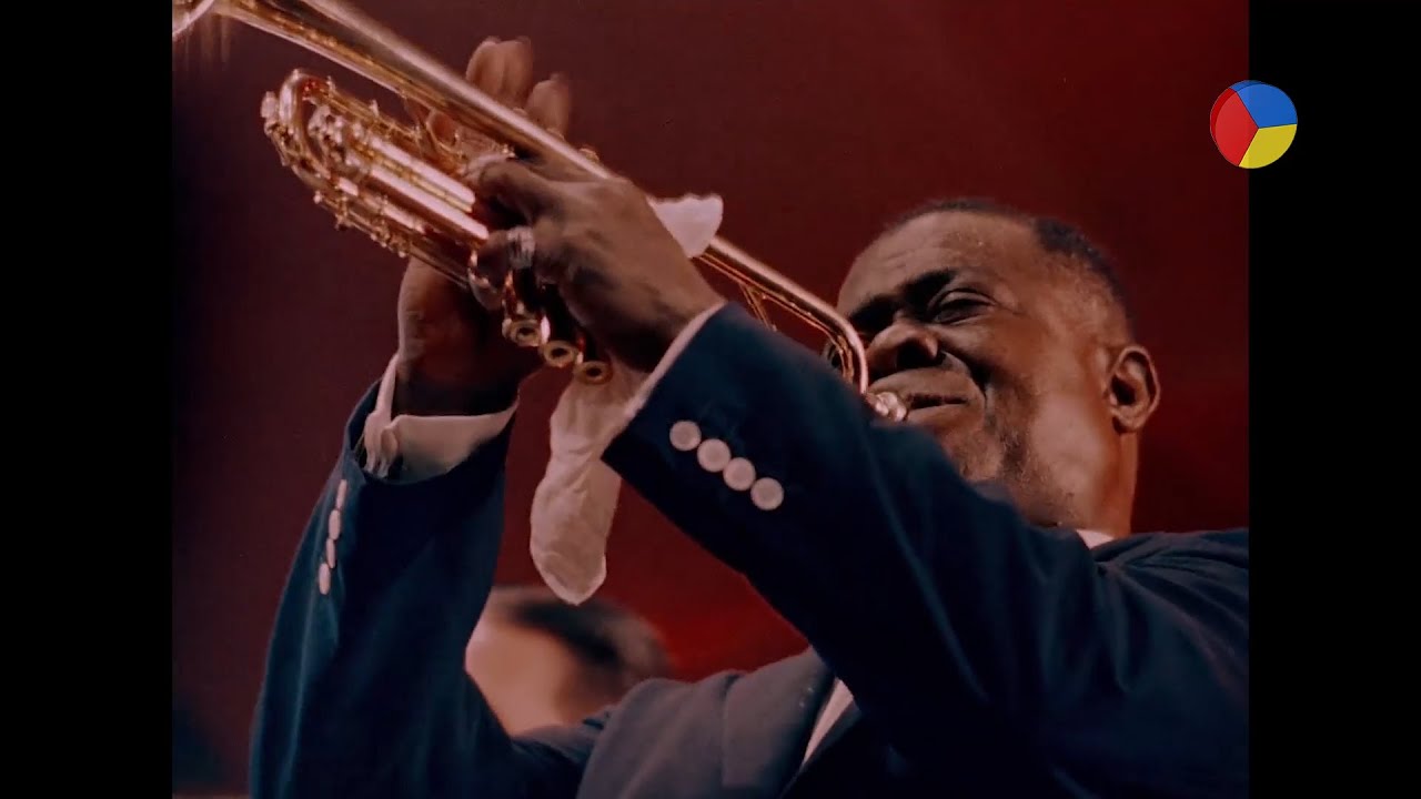 17 ♪ When the Saints Go Marching In - Louis Armstrong - YouTube
