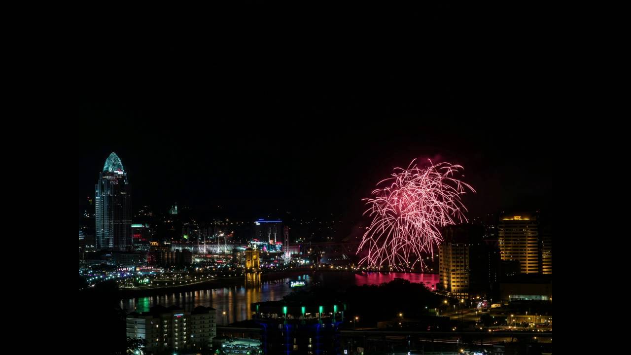 Cincinnati Reds fireworks time-lapse 07/15/2016 - YouTube