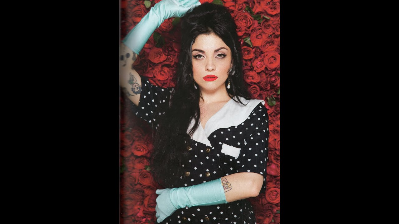 Drawing Mon Laferte / Dibujo De Mon Laferte - YouTube
