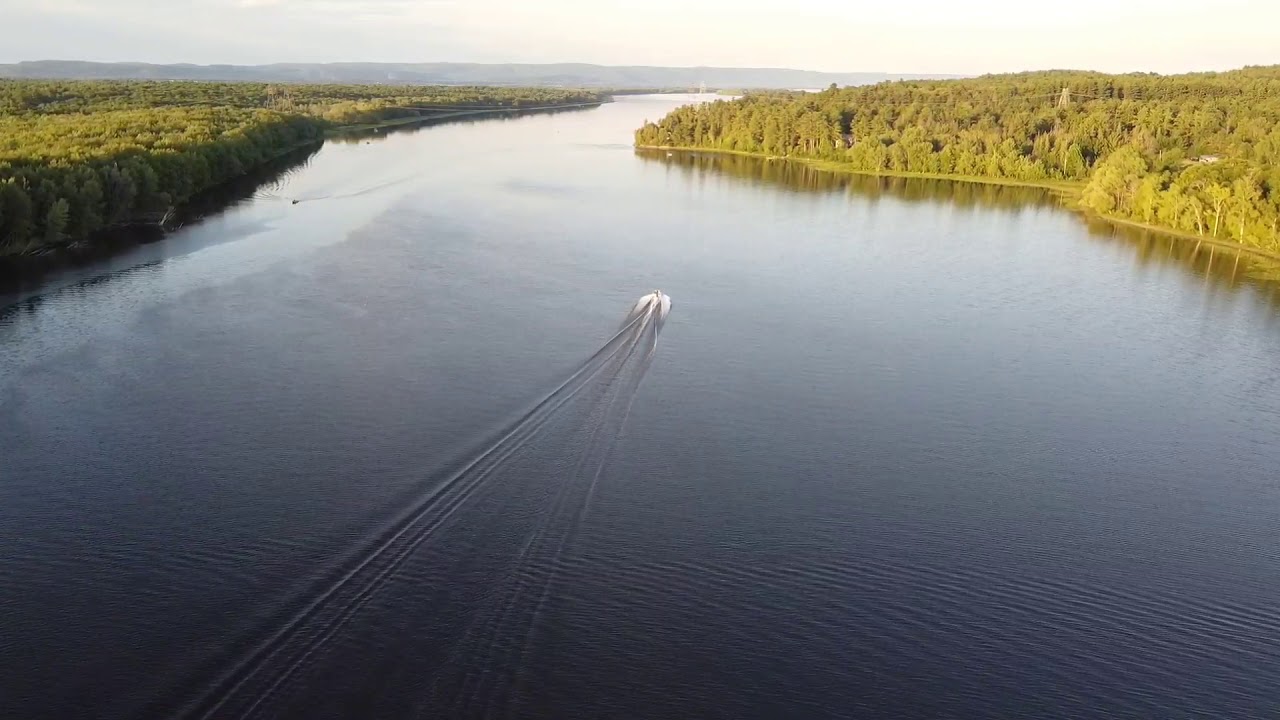 July 7, 2020 - Ottawa river boat chase passed Quyon Ferry - YouTube