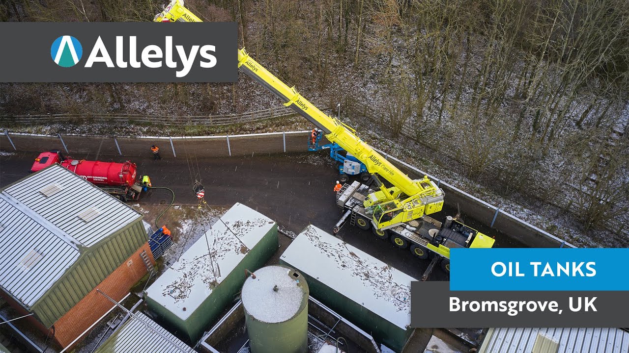 Allelys crane and convoy 4 oil tanks - YouTube
