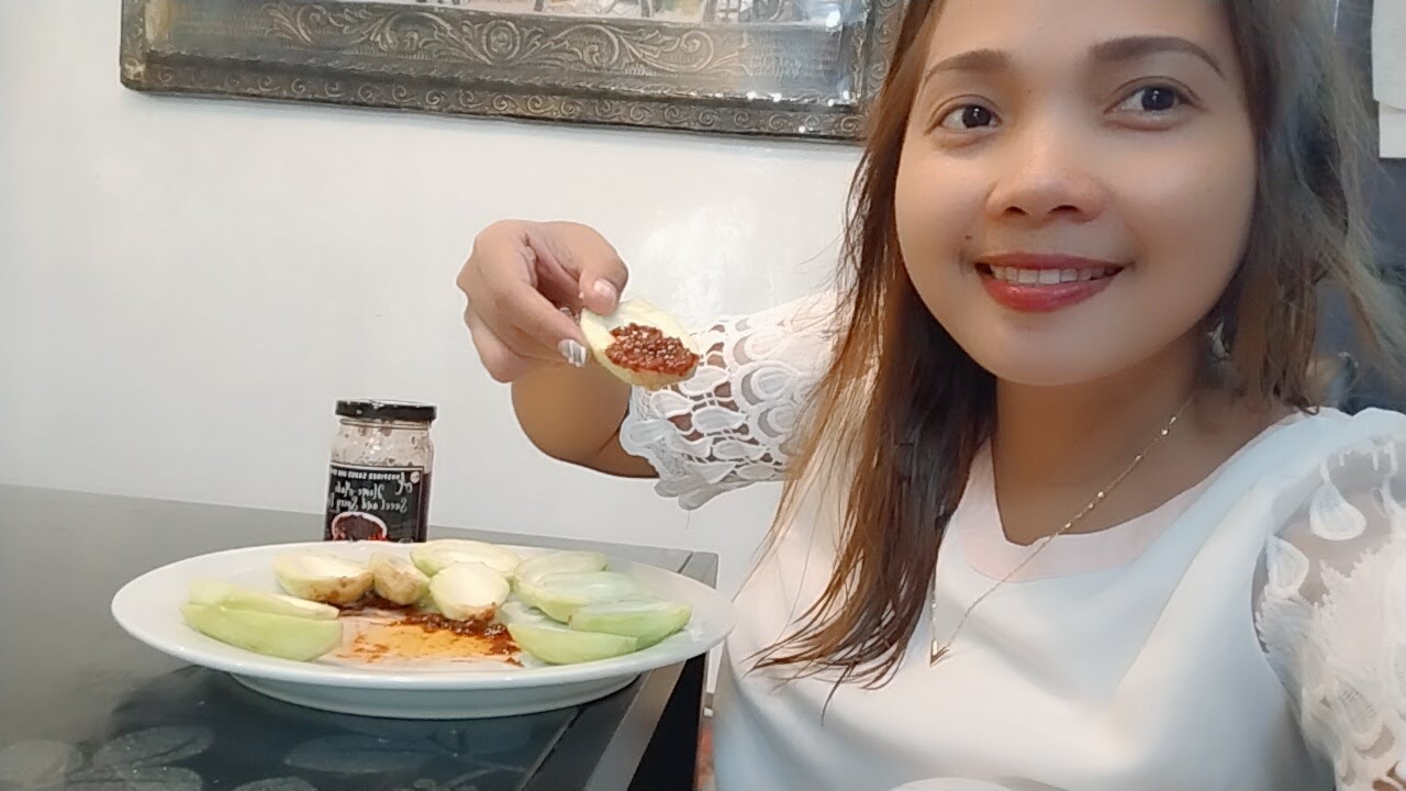 CRAVINGS FOR MANGGA WITH BAGOONG | CRAVINGS SATISFIED - YouTube