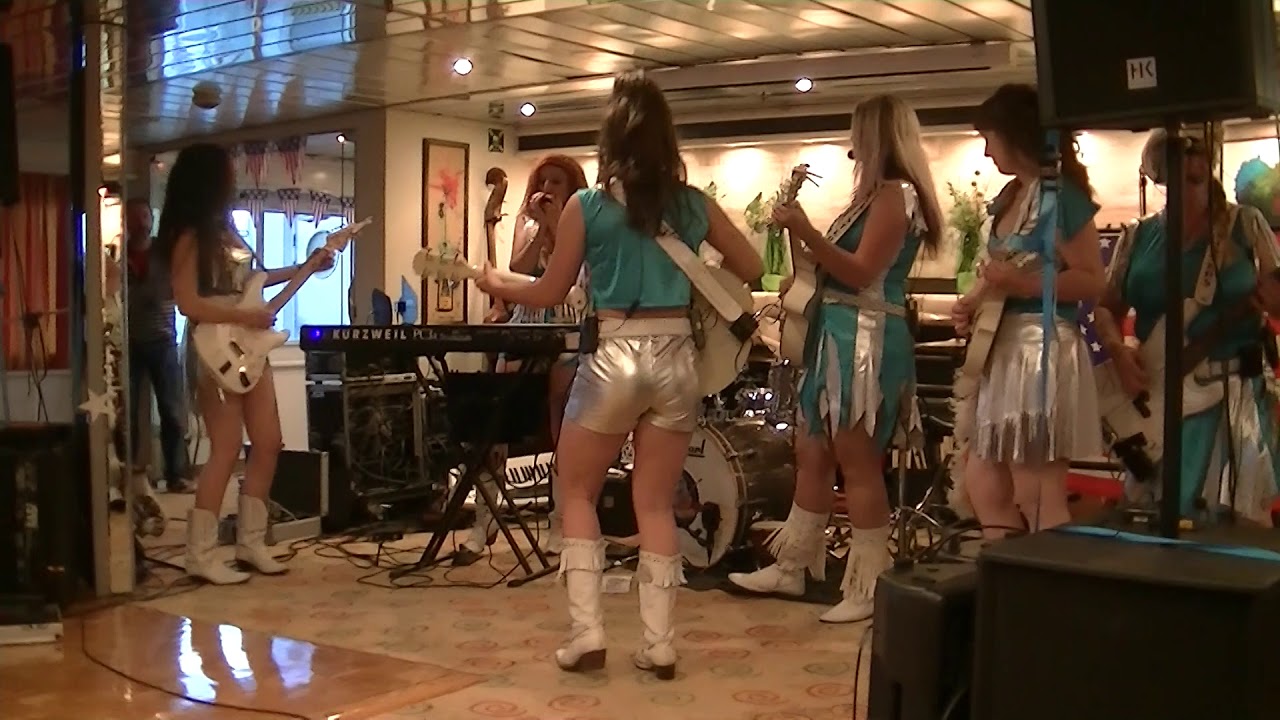 Country Sisters - YouTube