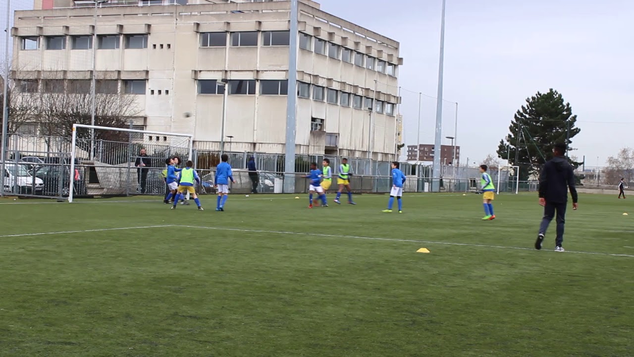 CSM Foot Ile Saint Denis - U12 - Mohamed Chehidi marque de la tête ...