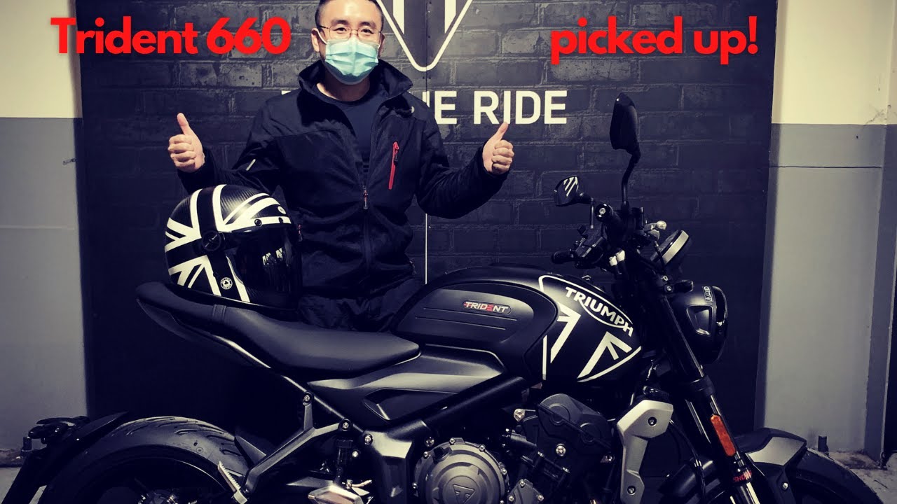PICKING UP TRIUMPH TRIDENT 660 (MATT JET BLACK & SILVER ICE) - YouTube